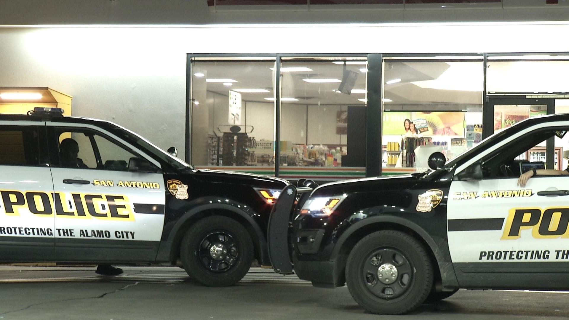 SAPD: 3 masked suspects at-large after armed robbery at North Side gas ...