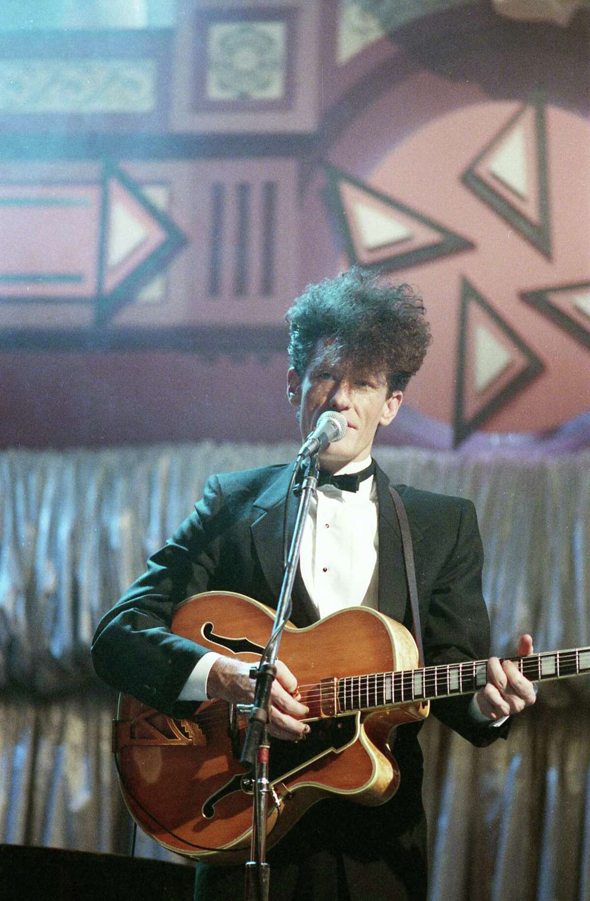 Lyle Lovett looks back at ‘Pontiac’ 30 years later