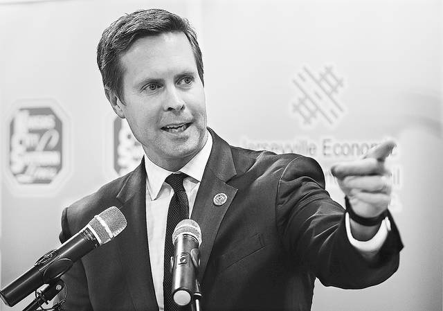 Staffer for Rep. Rodney Davis arrested at campaign event