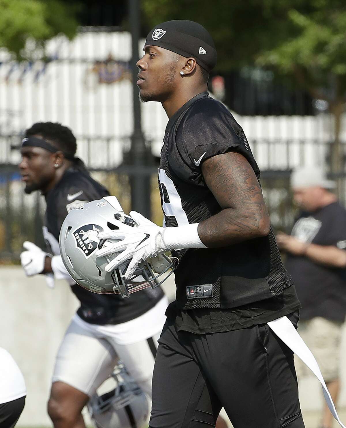 Raiders ease Arden Key, Gareon Conley into preseason action