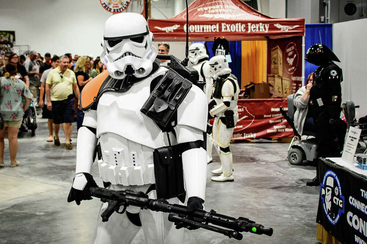 ‘Incredible Hulk’ spotted at CT airport