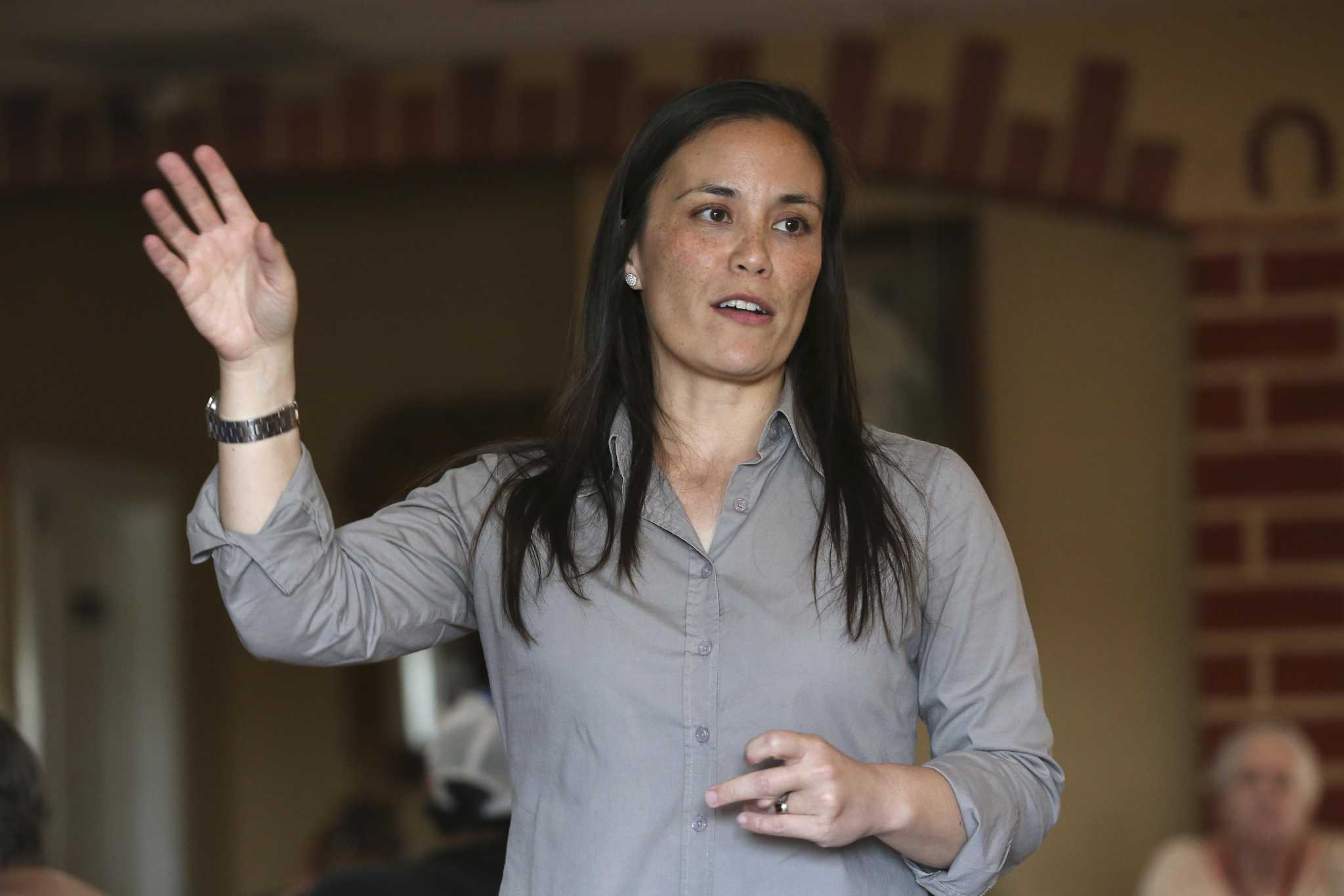 Hurd way off on rival getting more cash from Bay Staters than Texans