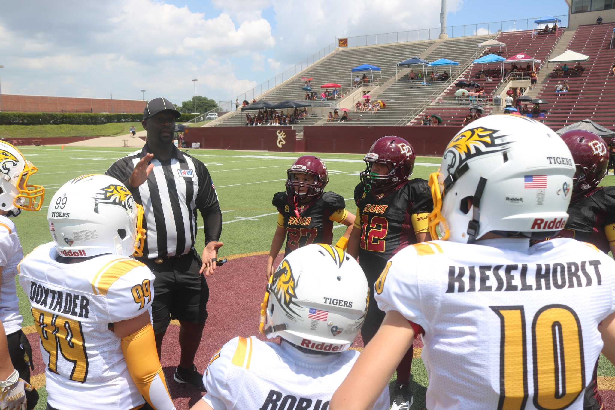 Deer Park Senior Tigers use second-half surge to pull away from Rams