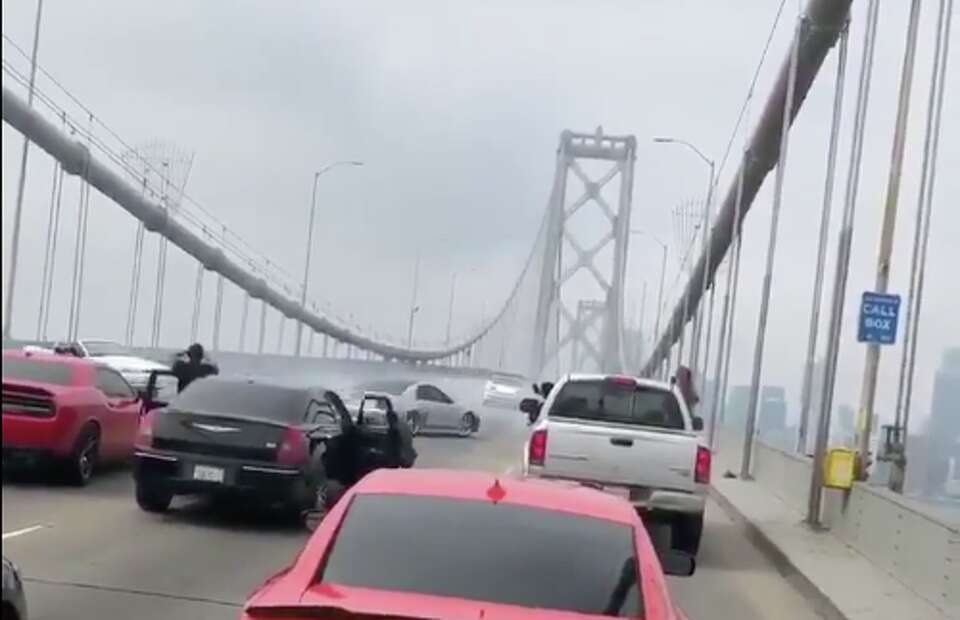 Bay Bridge sideshow leads to arrest