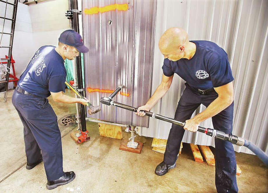 Alton Fire Department shows off new grant-funded piercing nozzle ...