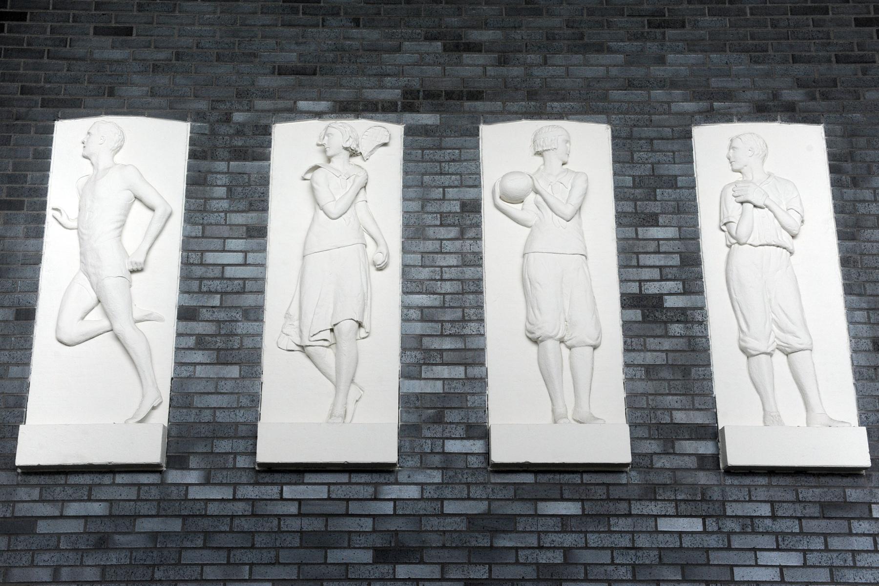 A ribbon cutting for the new Harding High School is set