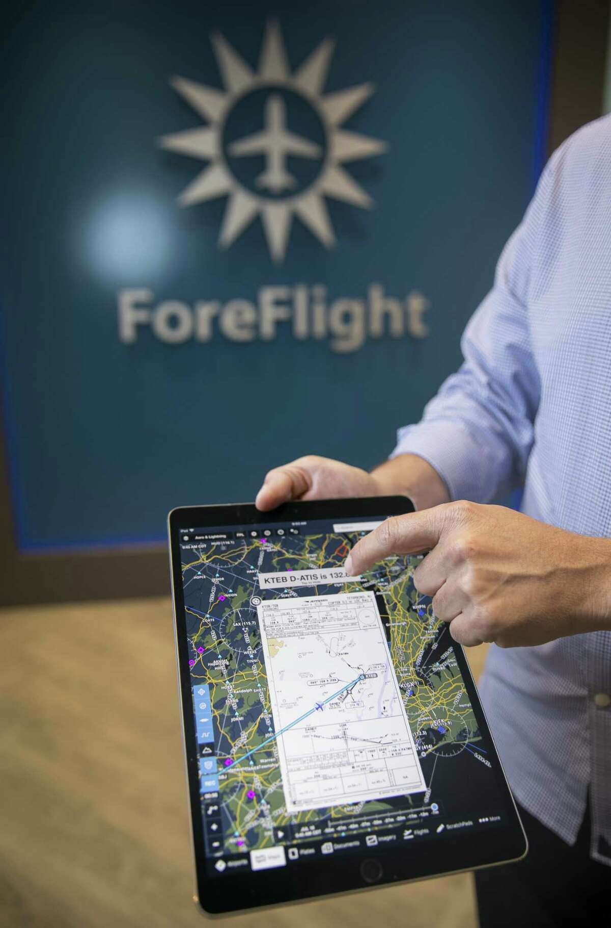 Boeing acquires Houston flight-planning app maker ForeFlight