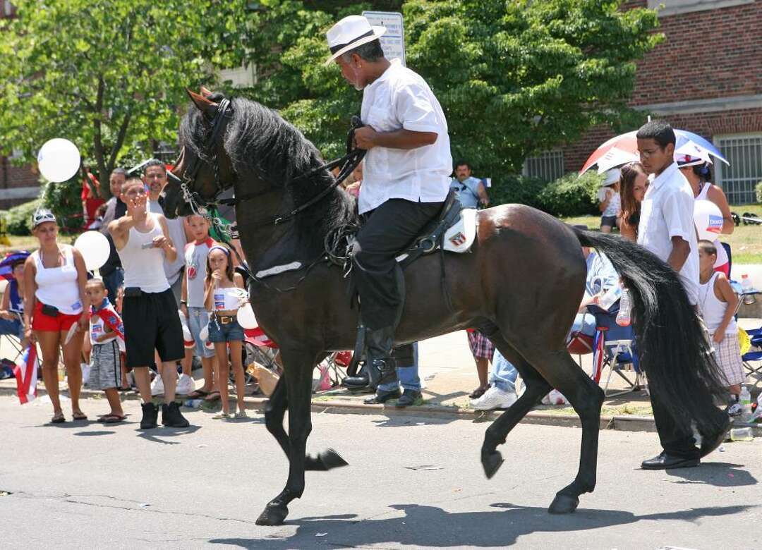 Parade demonstrates Puerto Rican heritage, pride