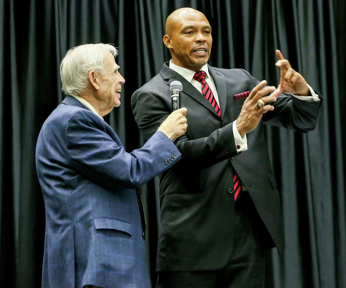 On a night of legends, Dembo finds he belongs