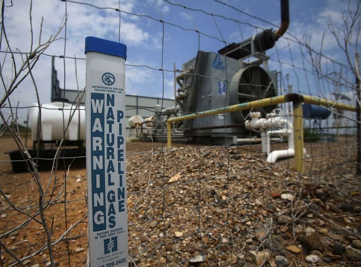 Company to invest nearly $300 million in West Texas natural gas pipelines