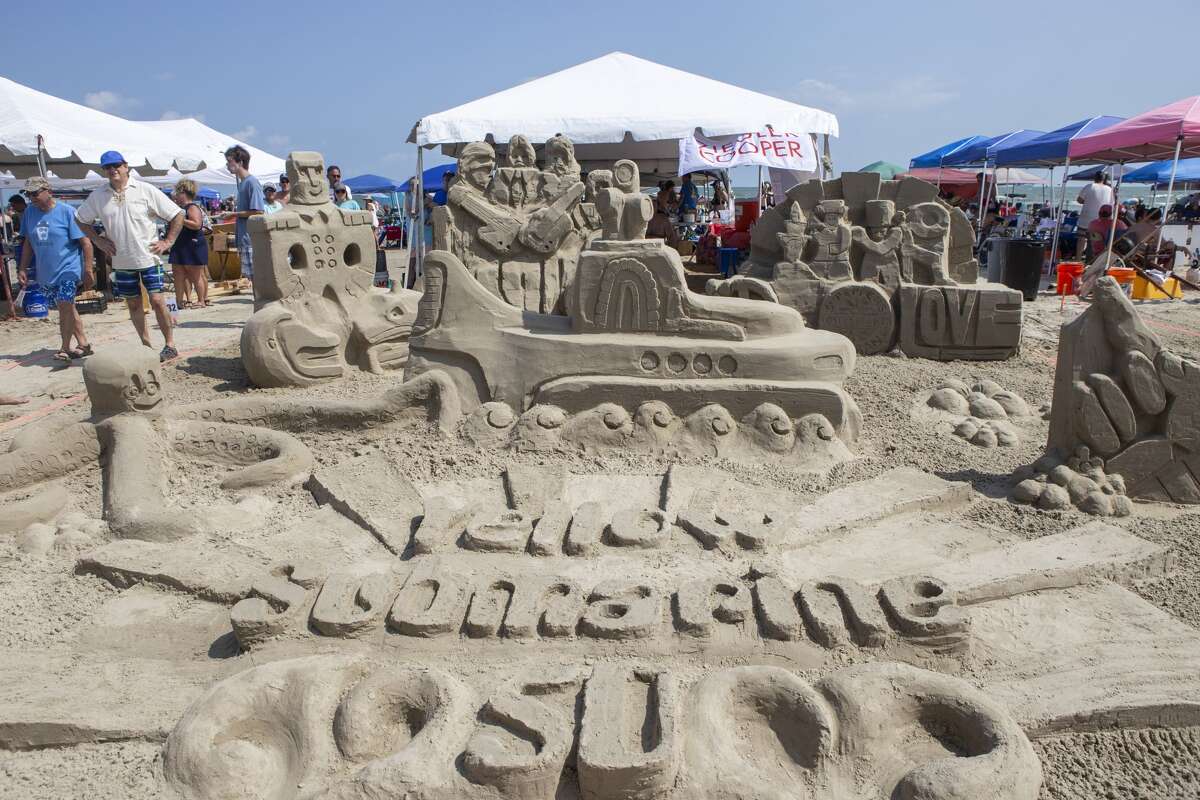 Popular Galveston Island sandcastle competition slated for Aug. 24 ...