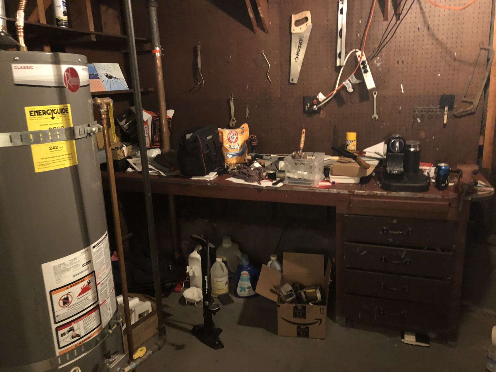 This SF tech worker lives in an enormous refurbished garage for $350 a ...