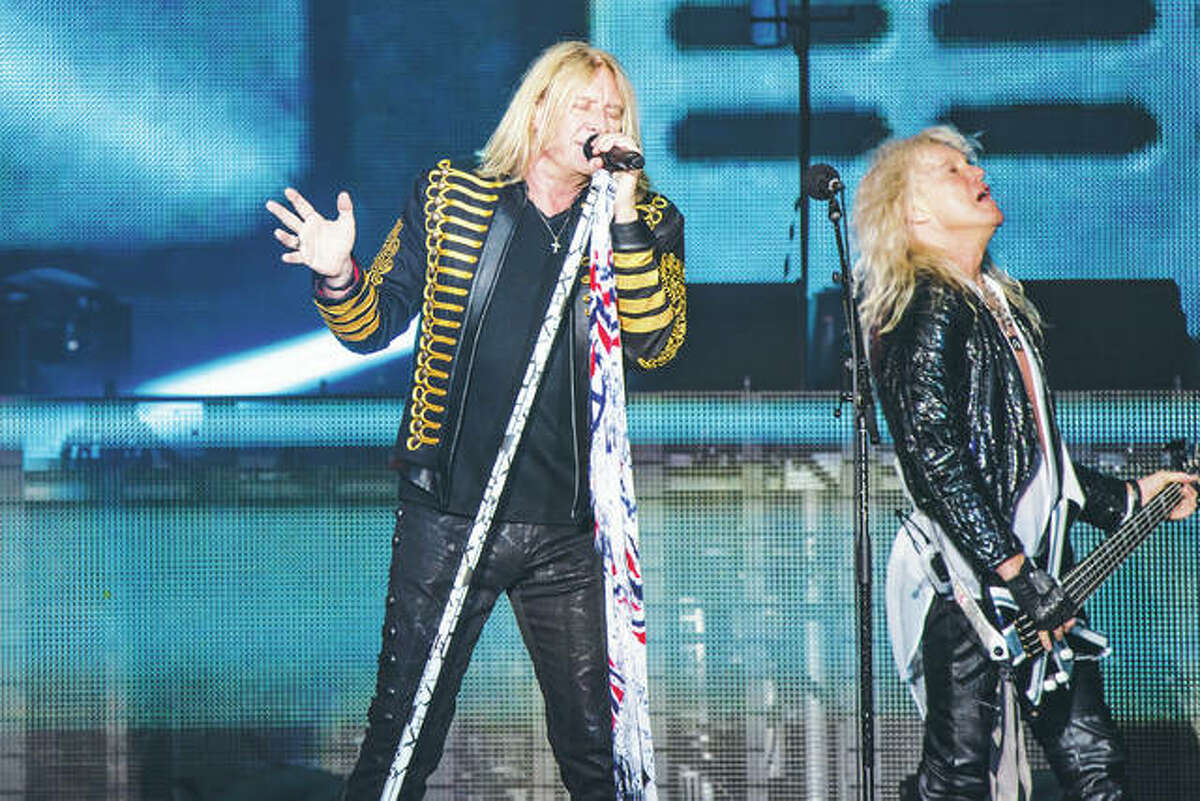 Def Leppard steals a nostalgic show in St. Louis, performs with Journey
