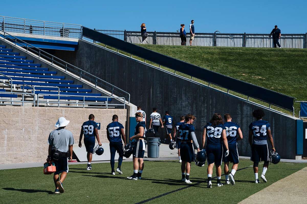 College football ‘revenue games’: What’s in it for the smaller schools?