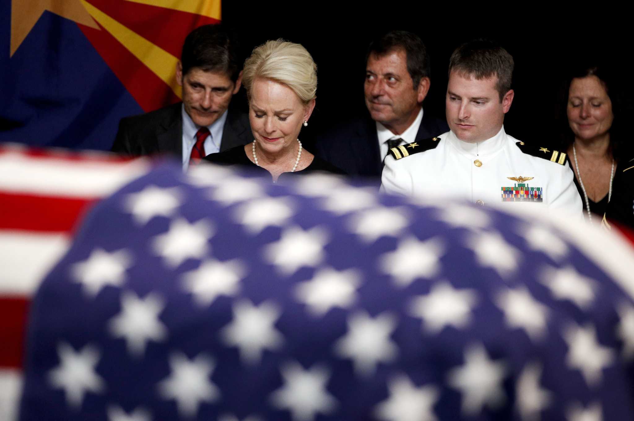 Arizona pays tribute to late senator