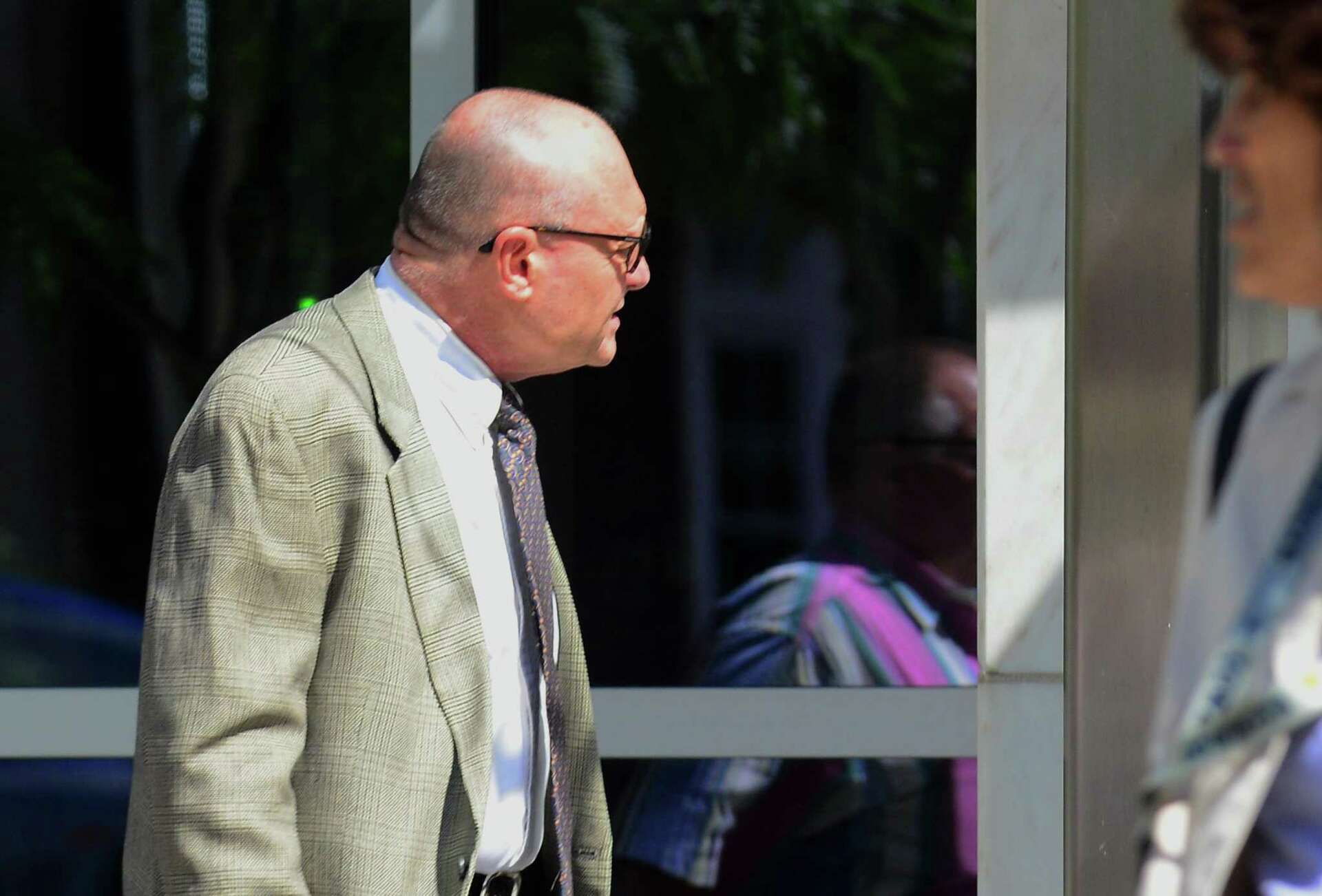 Monsignor Meth gets 9 months for parole violation