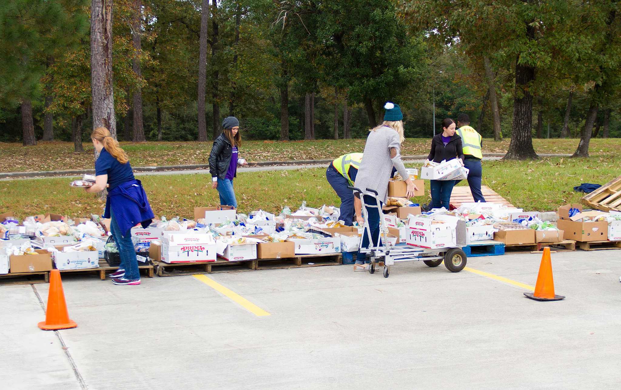 Lone Star’s food fairs offer free fresh food for families