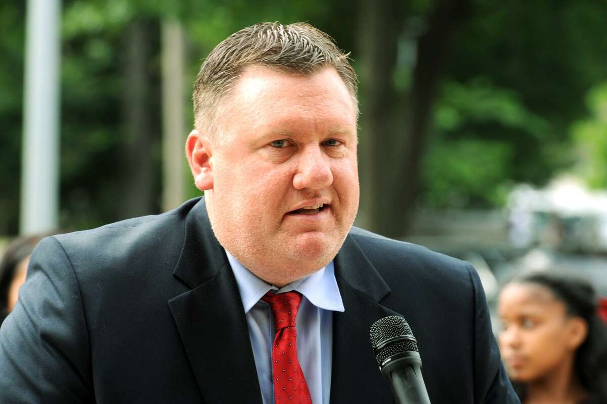 Central High ribbon-cutting shows off makeover