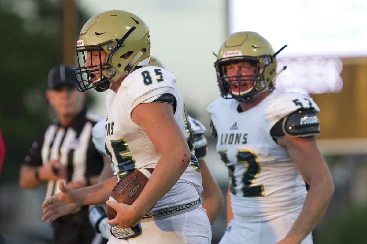 FOOTBALL: Caney Creek pulls away from Lake Creek in second half