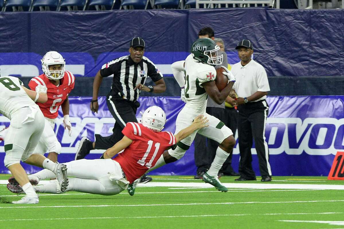 Strake Jesuit sprints past St. Thomas as football rivalry resumes at ...