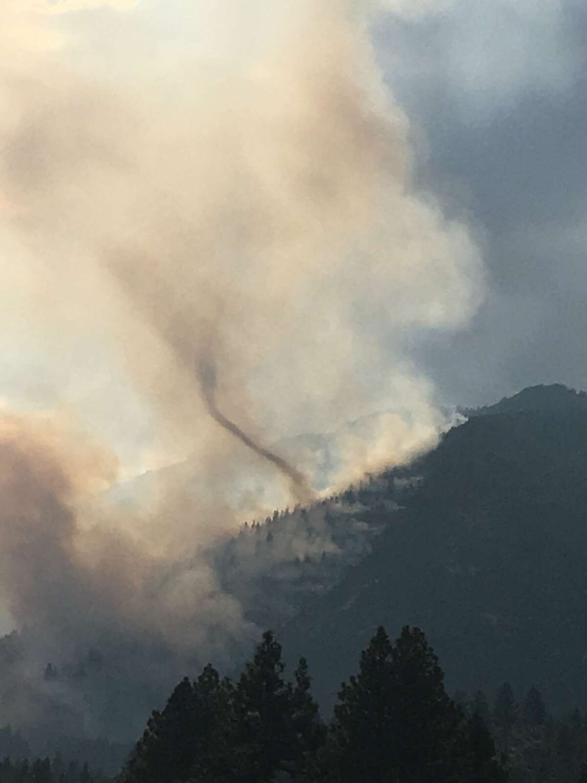 Fire burning near Mount Rose ski resort after plane crash outside Reno