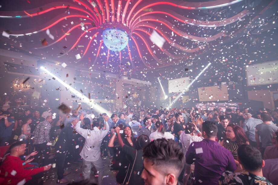 Photos: San Antonio parties at Hotel Discotheque - mySA