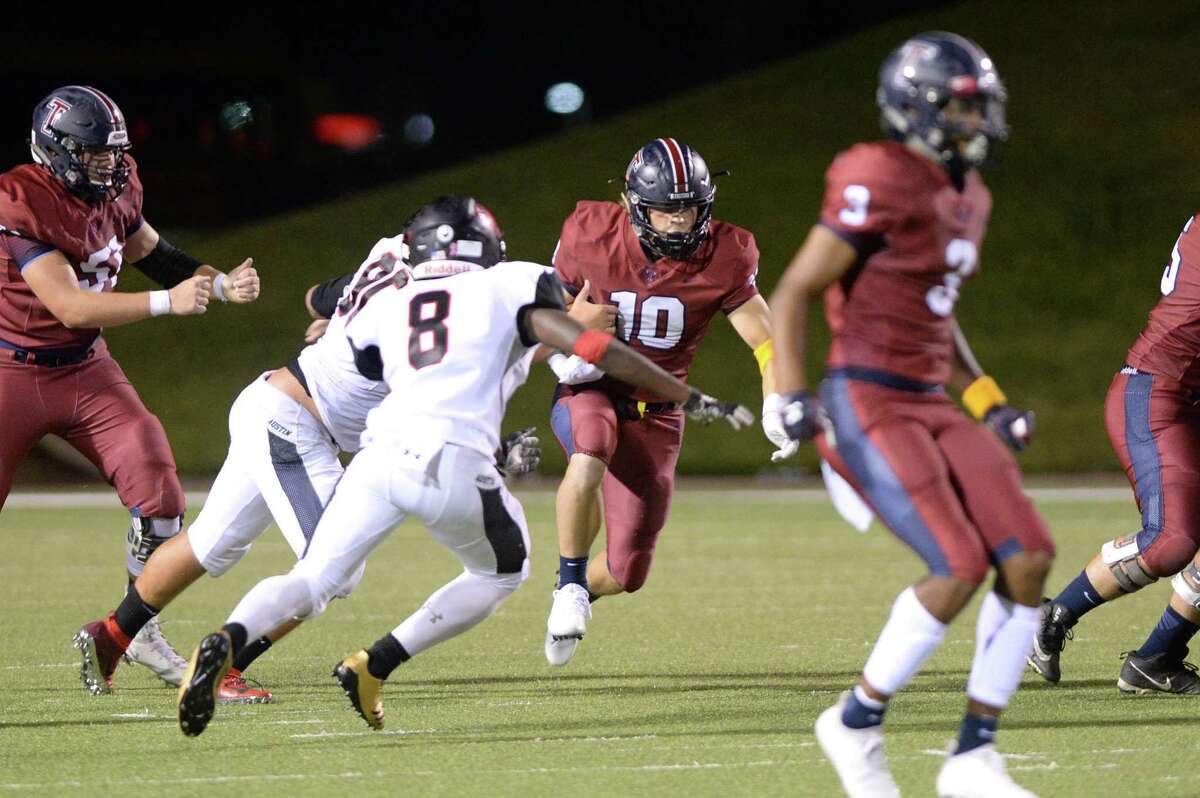 Undefeated Tompkins leads five winning football teams in District 19-6A