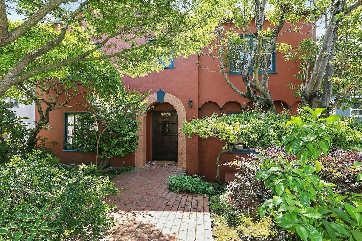 Walk-through: Spanish style defines Oakland’s Harwood House