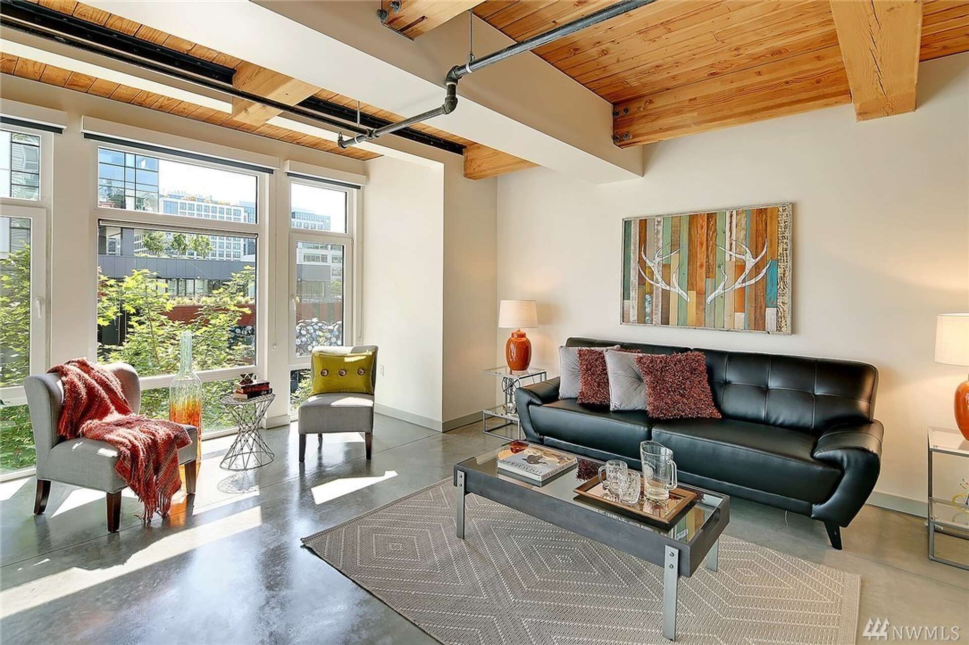 Sweet South Lake Union loft asks $500K