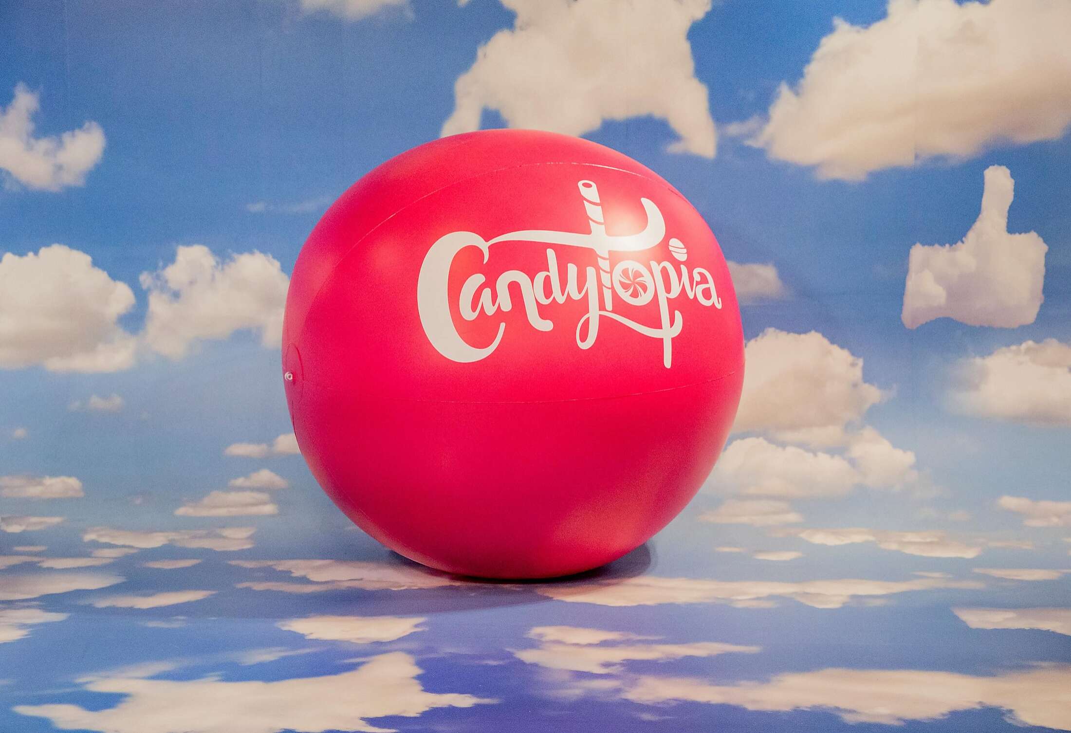 Candytopia opens in San Francisco; see inside the sweets-filled exhibit