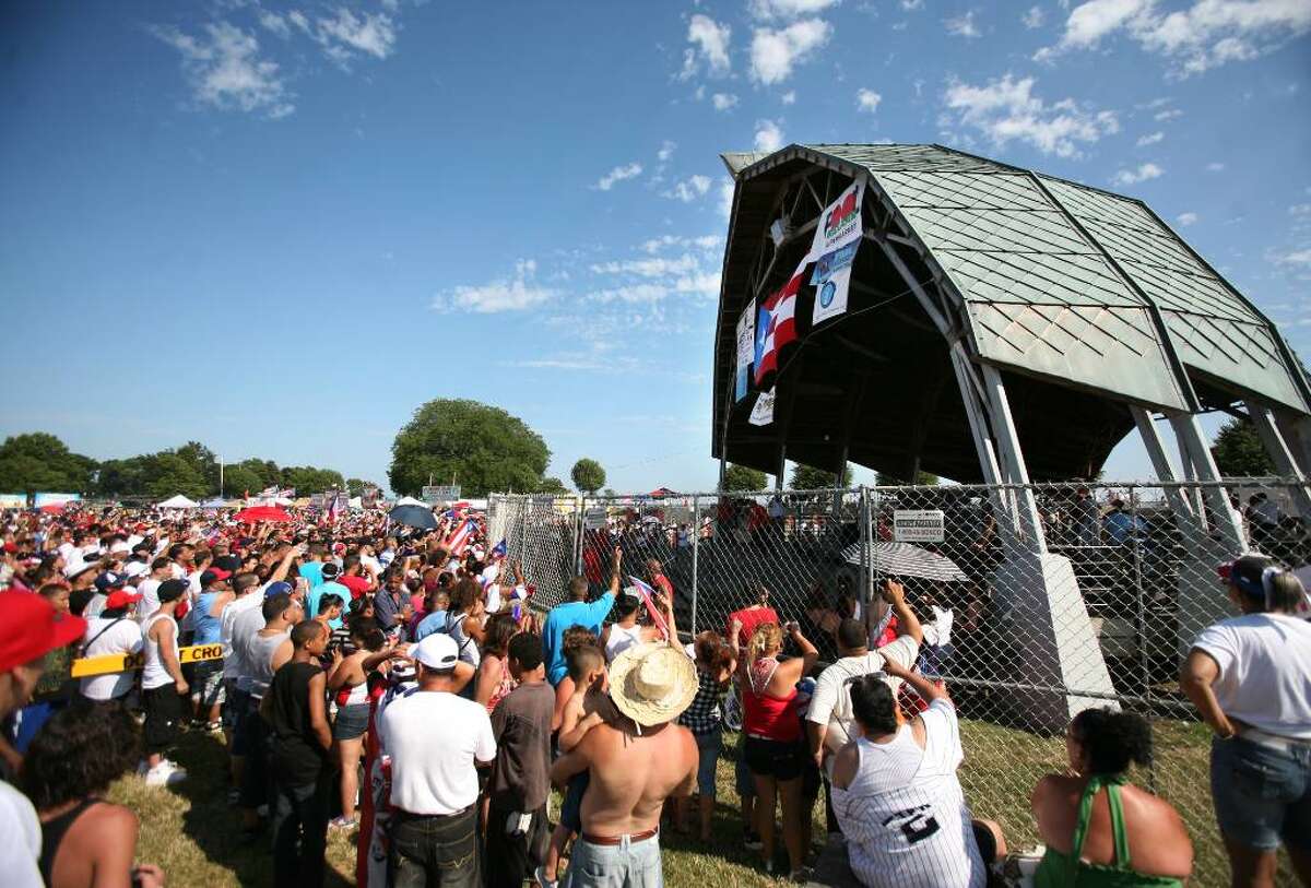 Parade demonstrates Puerto Rican heritage, pride