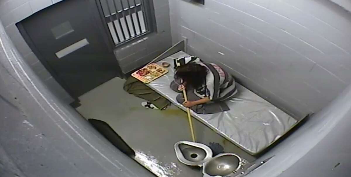 Texas woman died in jail cell despite alerting law enforcement to ...