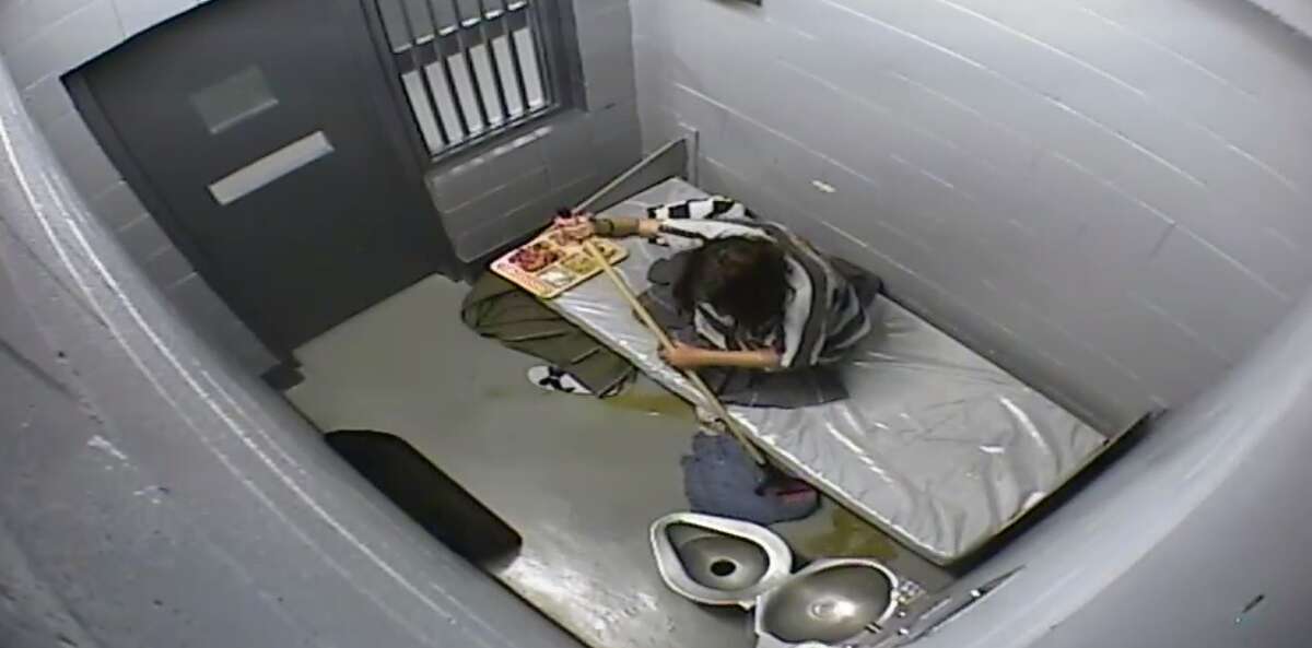 Texas woman died in jail cell despite alerting law enforcement to ...