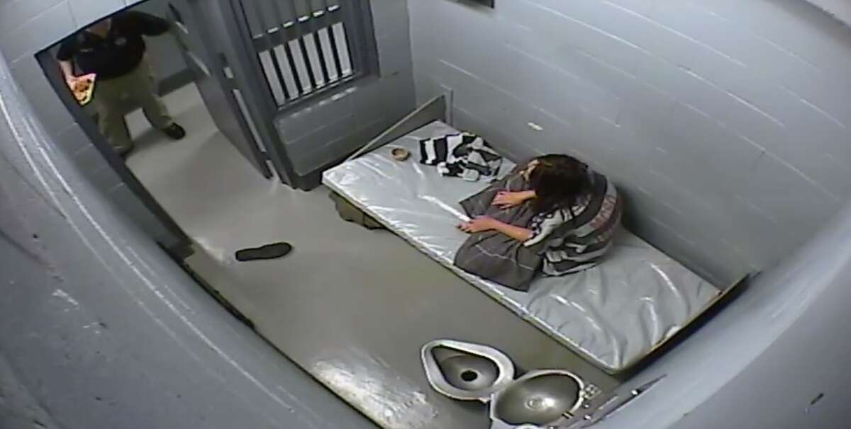 Texas woman died in jail cell despite alerting law enforcement to ...