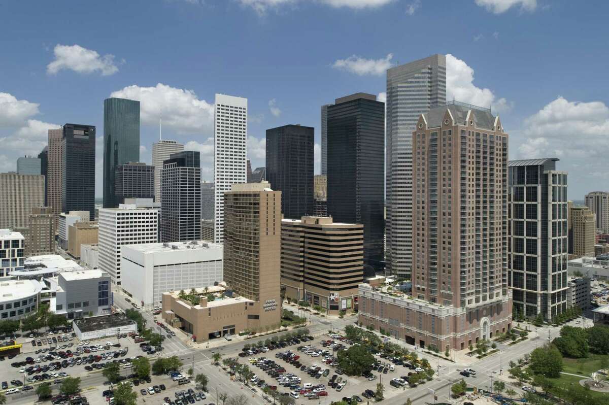 Deal of the Week: Haynes and Boone inks renewal in downtown’s ...