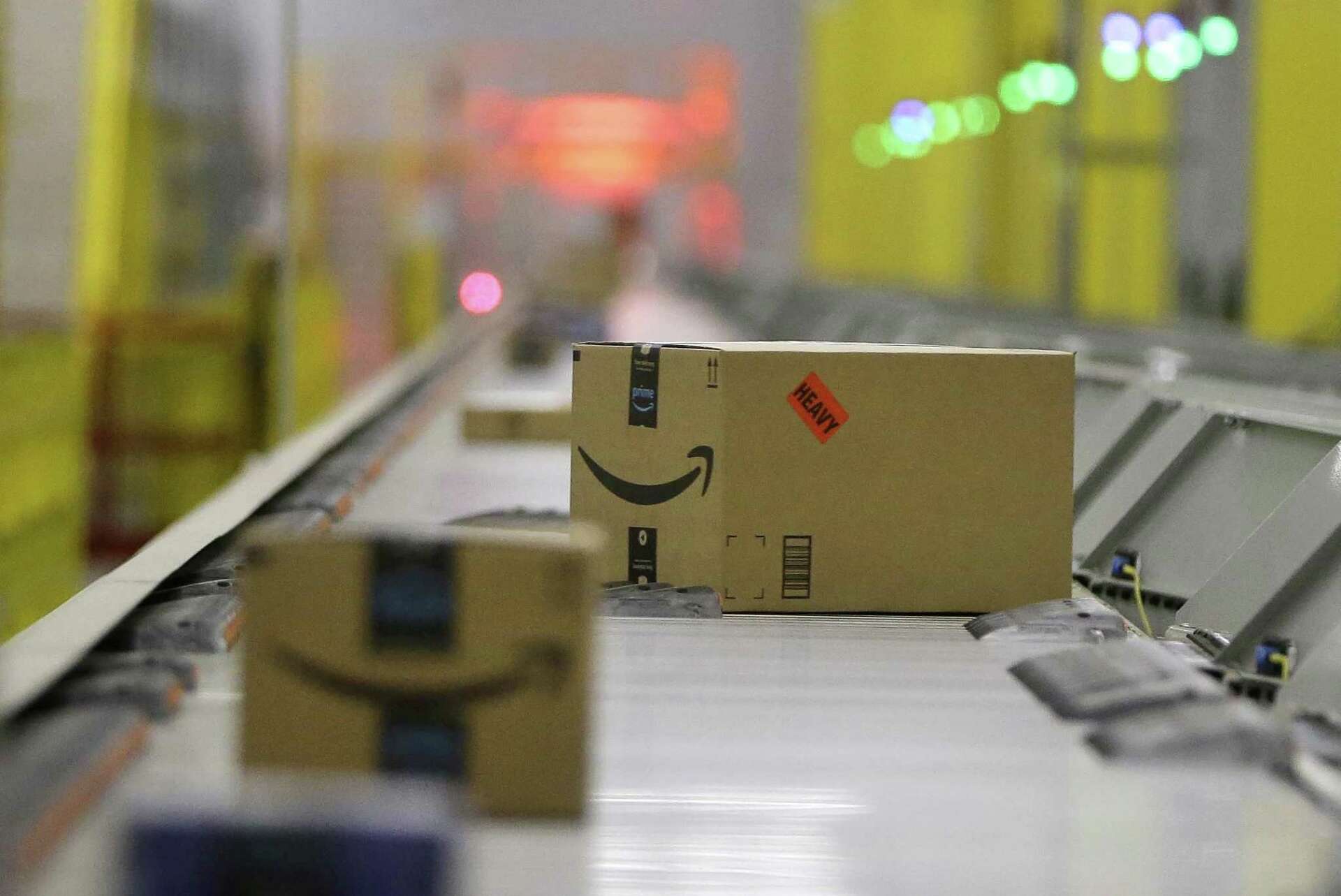 Amazon showcases new fulfillment center in Houston