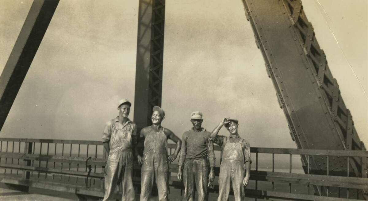 Photos: Rainbow Bridge through past 80 years