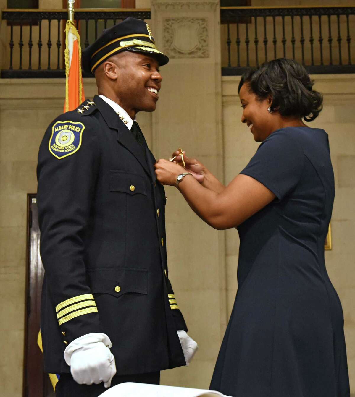 Hawkins sworn in as Albany's police chief