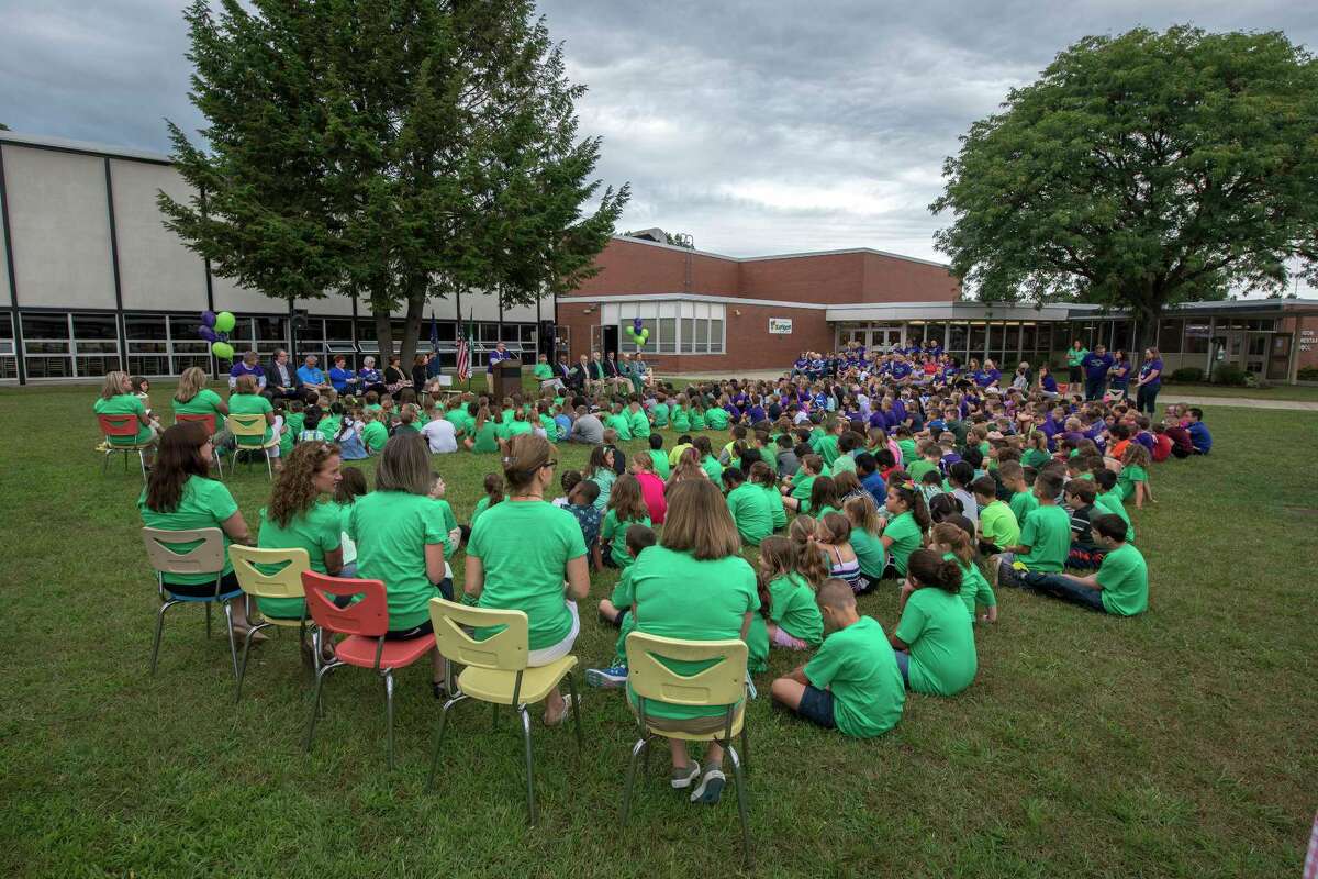Shen schools mark 50th anniversary