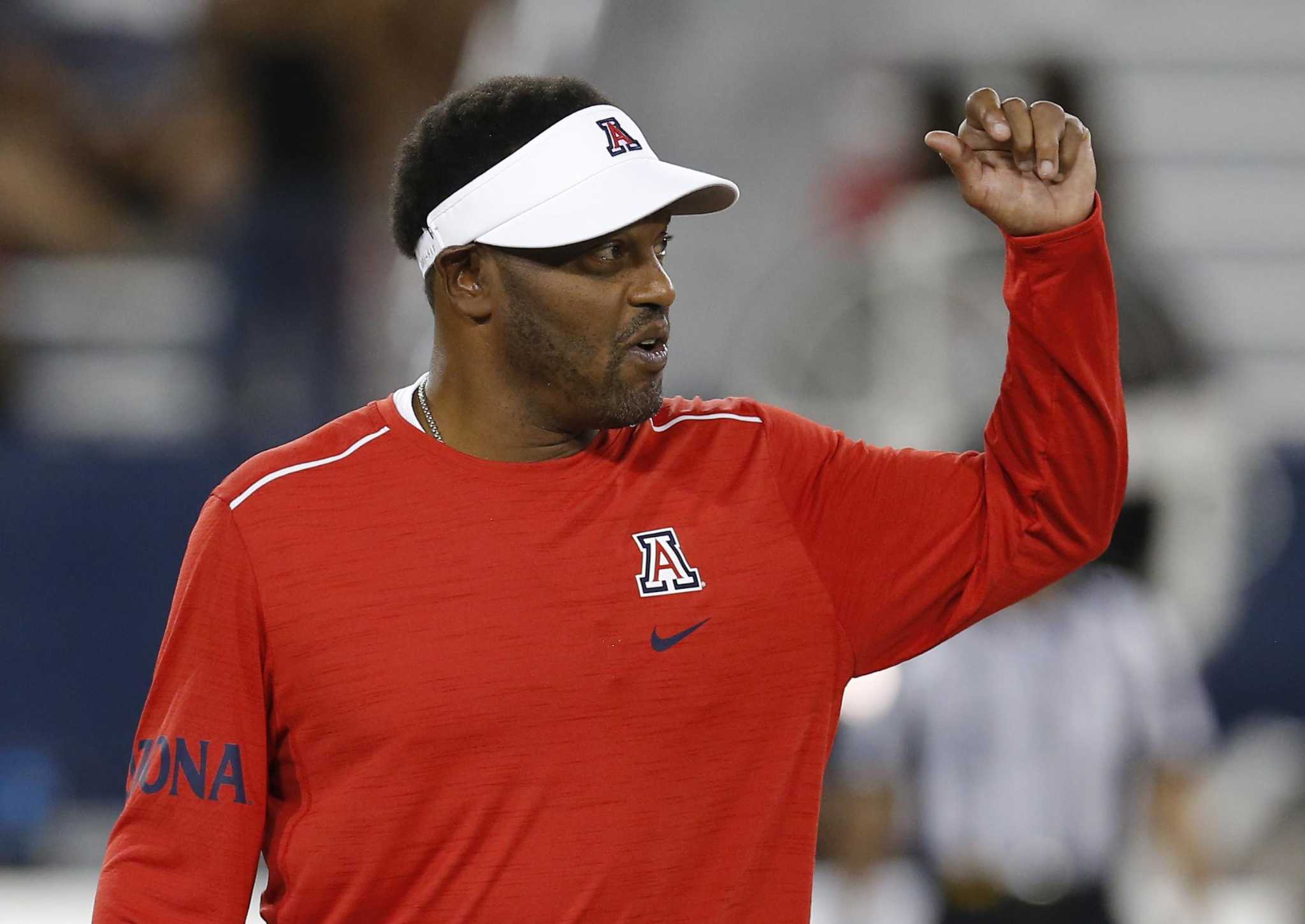 Arizona coach Kevin Sumlin returns to a much different UH