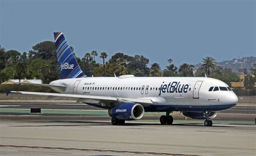 JetBlue spruces up jets with new seats, better tech