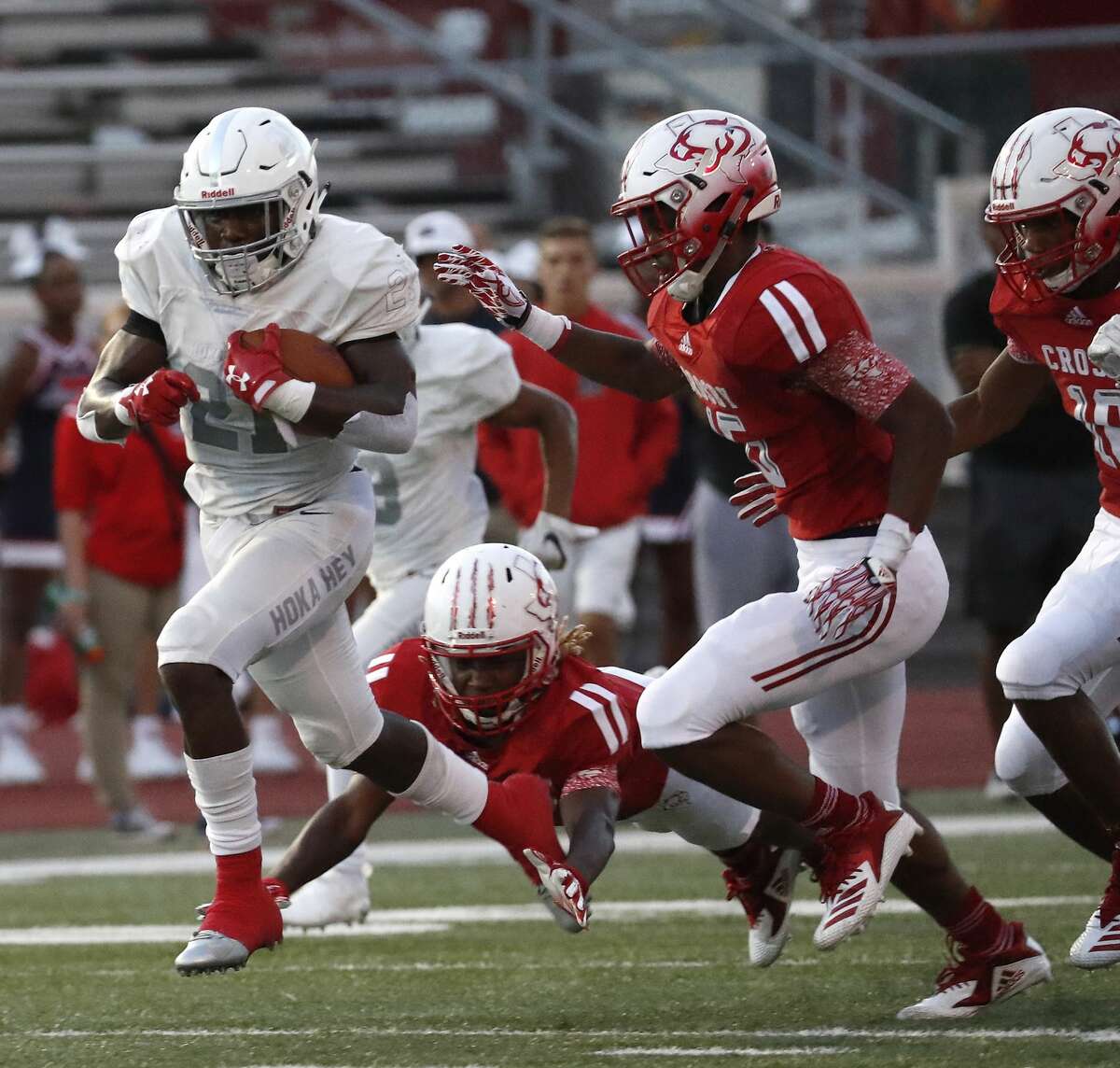 Crosby upends Manvel with dramatic comeback victory