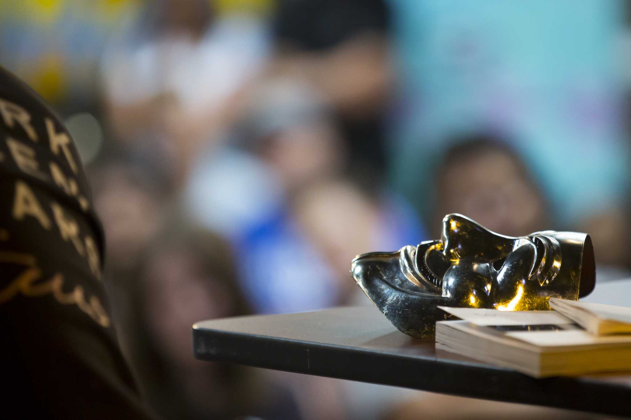 Star Instagram poet Atticus takes off mask in Houston (sort of)