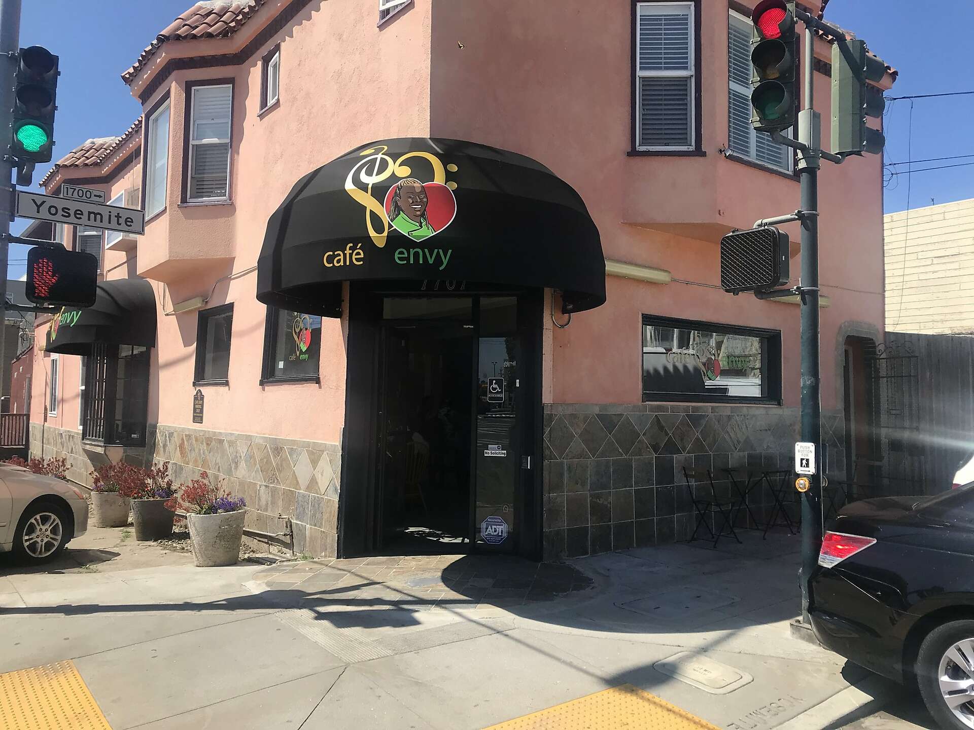 San Francisco’s Cafe Envy brings new life to Bayview