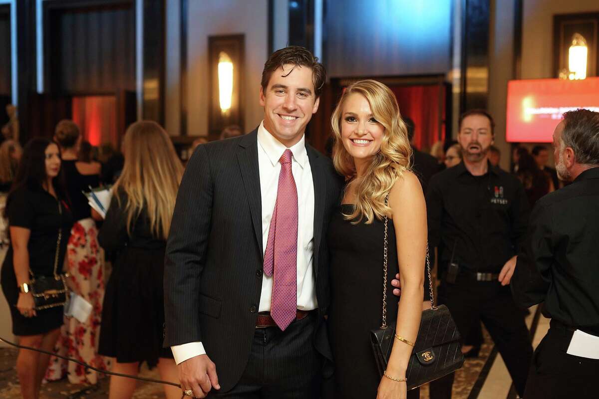Party animals raise record $500,000 at the Post Oak for Houston PetSet ...