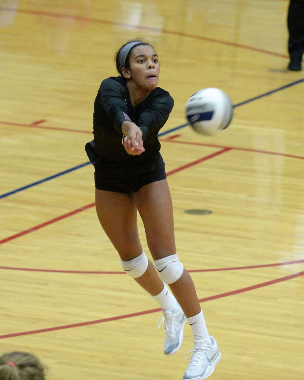 George Ranch volleyball earned notable victories during non-district play
