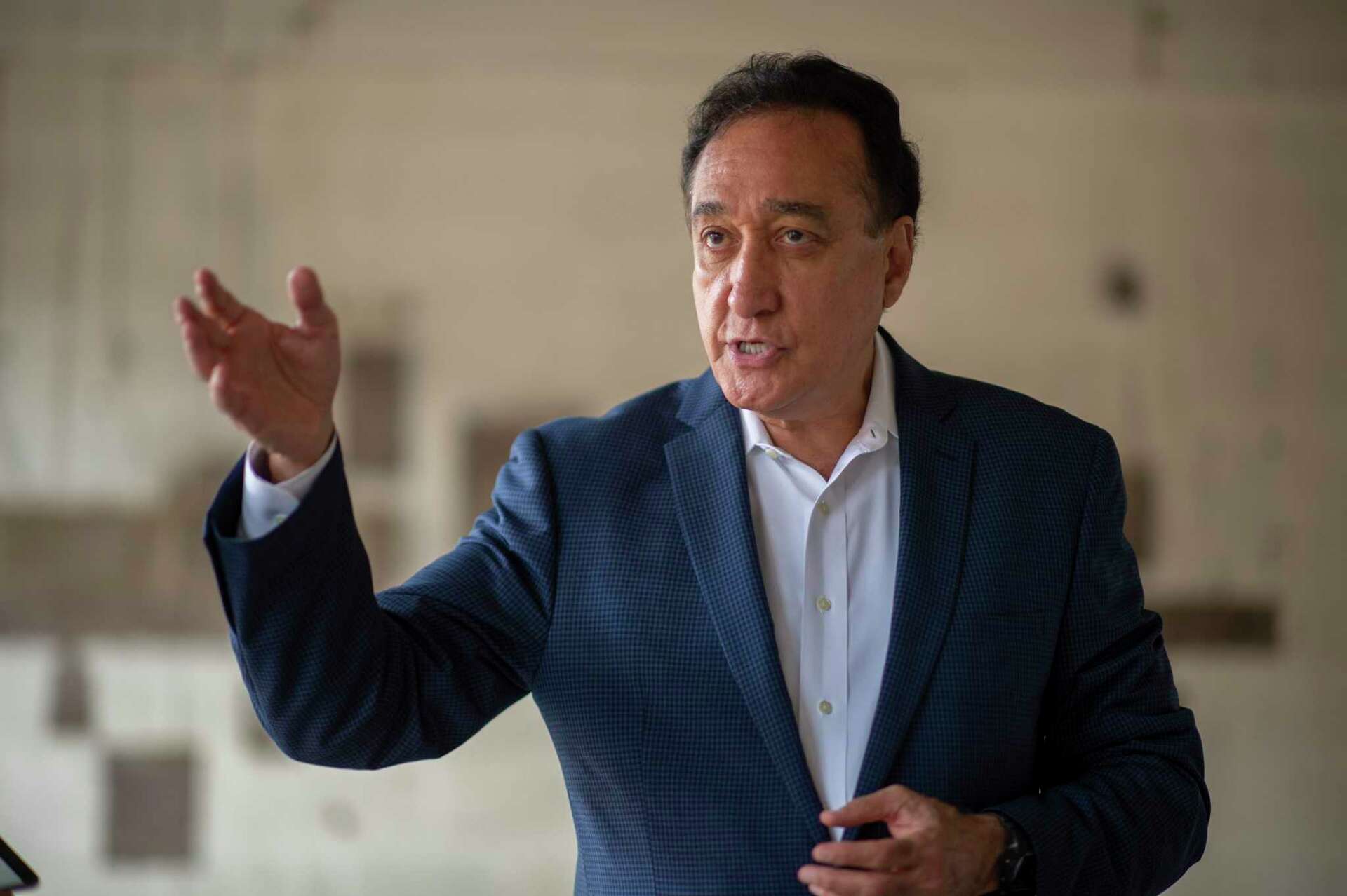 Henry Cisneros renovating grandfather’s print shop into West Side’s ...