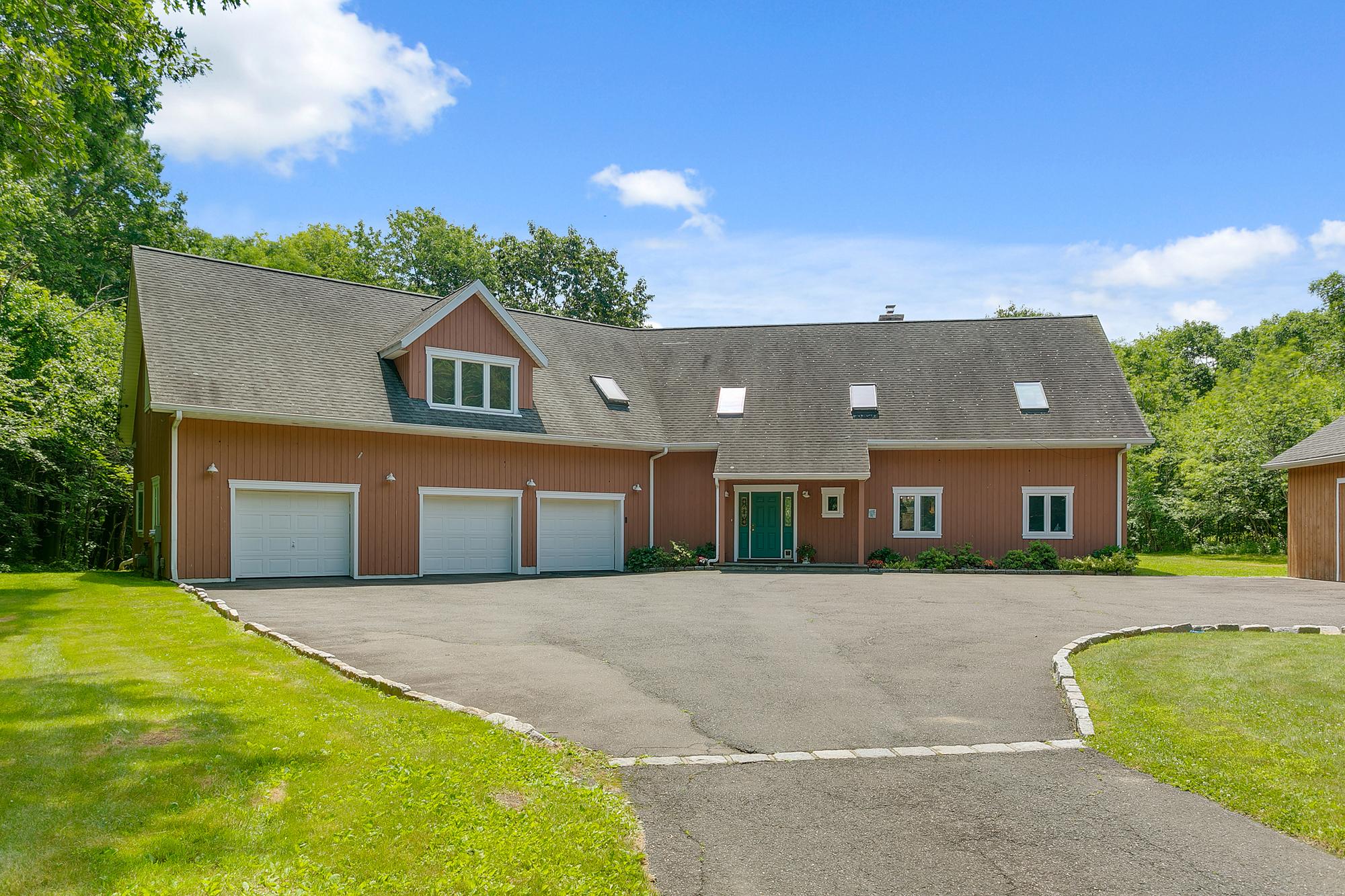 Easton solar home gives ‘passive’ a good name