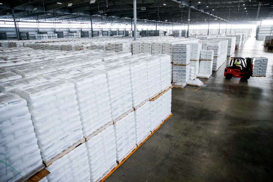 How Texas petrochemical plants transform the ethane molecule into the ...