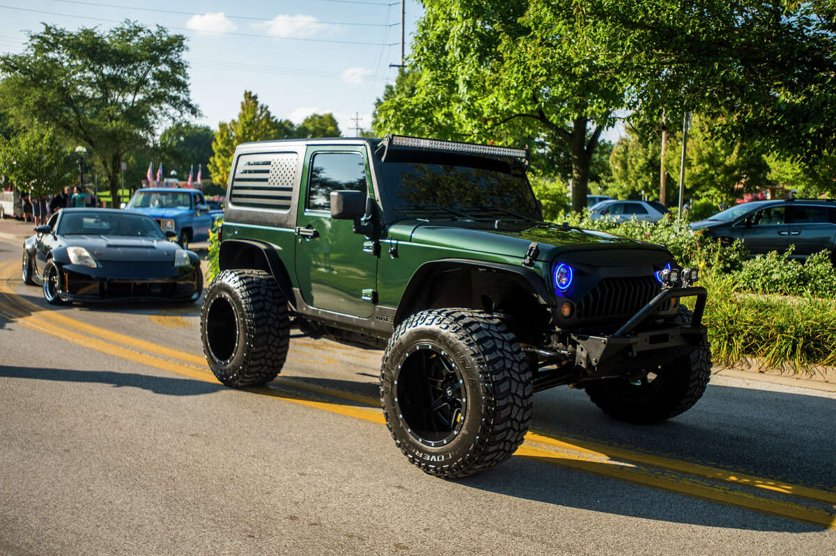 Cruise 'N Car Show rolls through 29th year